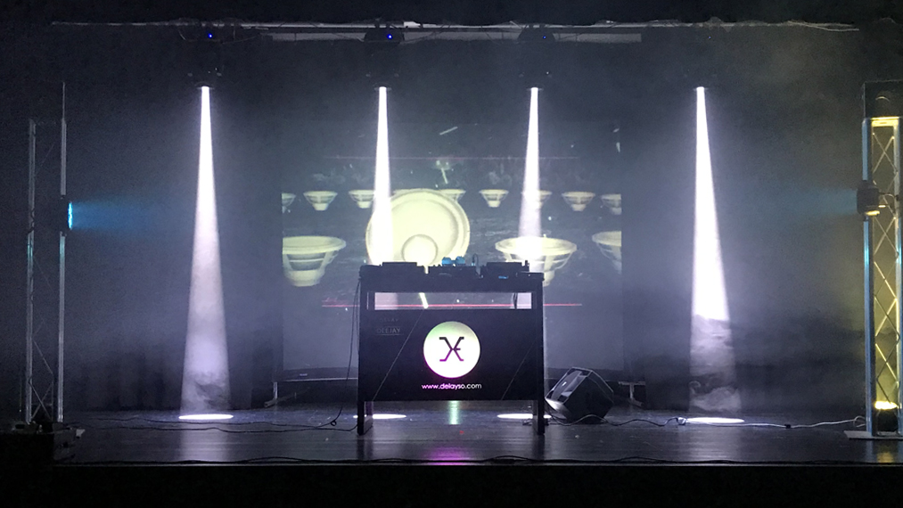 Lloguer d'equip per a festes amb DJ | Delay So & Llum
